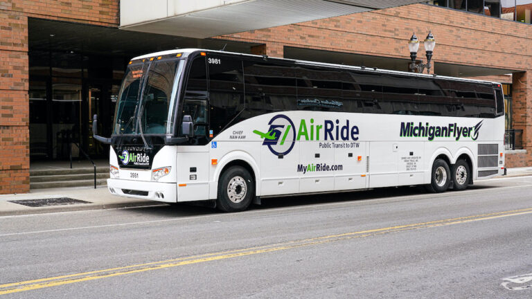 2022 _ ELi _ Michigan Flyer-1 – East Lansing Info